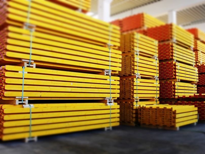 Flex slab formwork - H20 beams, formwork panels & floor props - RINGER