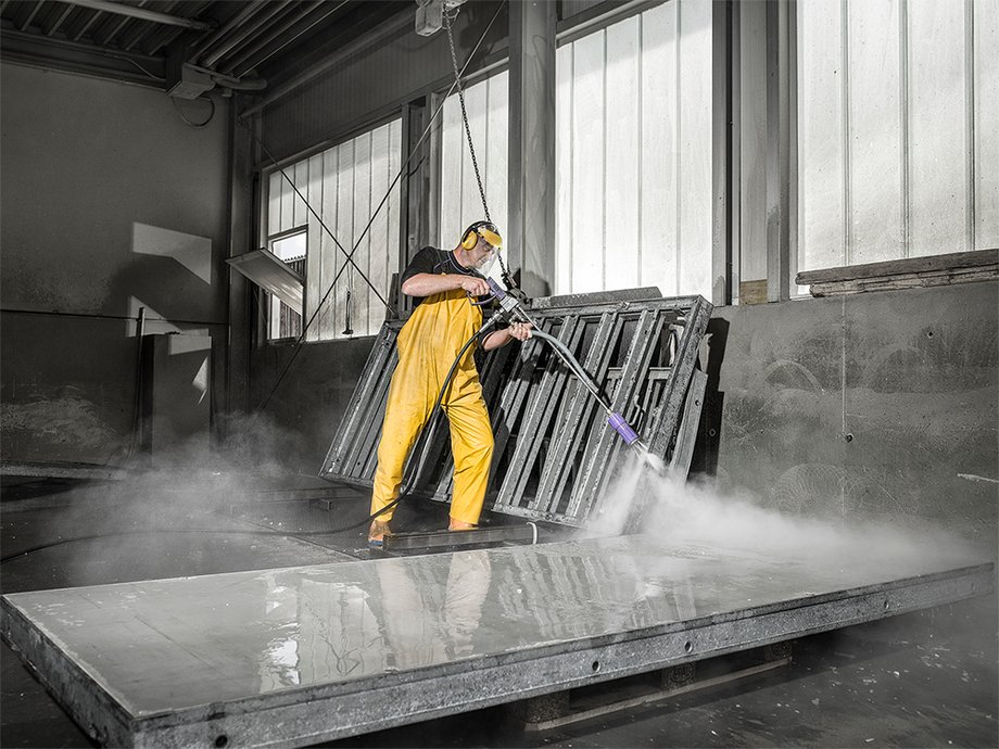 Complete cleaning for formwork of any size - RINGER