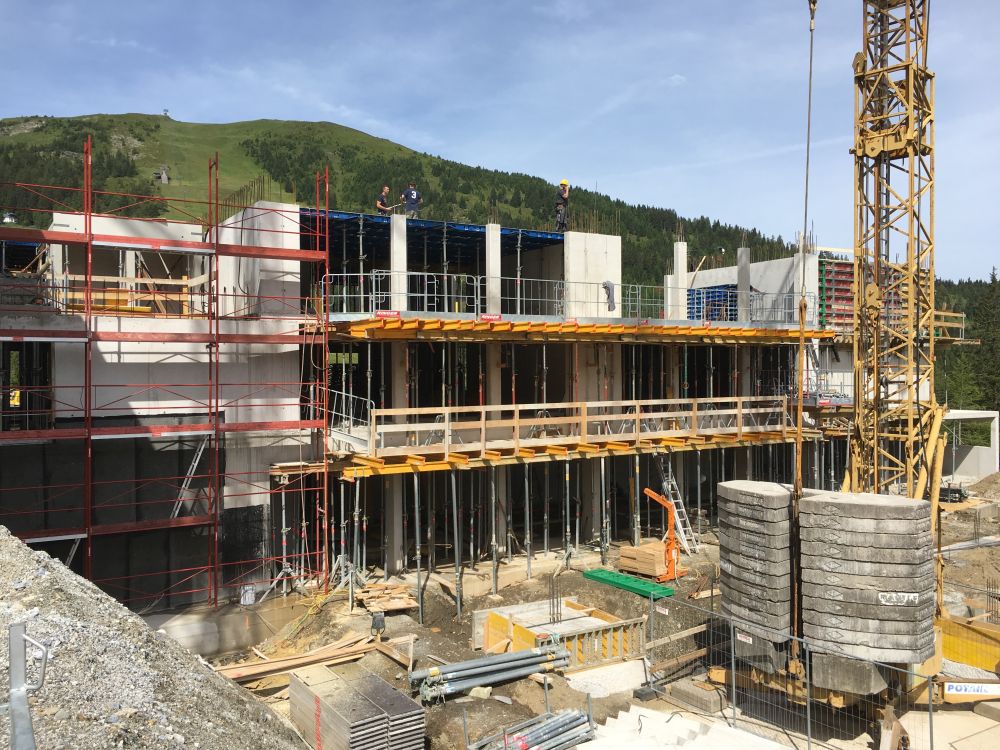 Stacking frames for scaffolding - RINGER